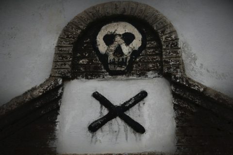 Exploring the Historical Significance of the Door of No Return in Ghana ...
